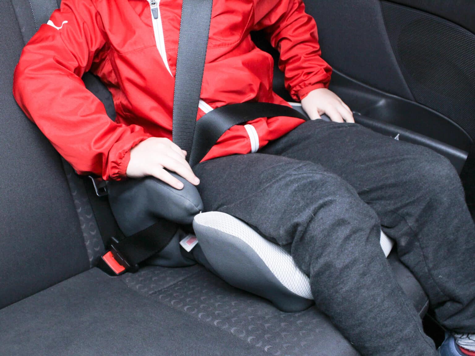 How To Use Car Seat Locking Clip